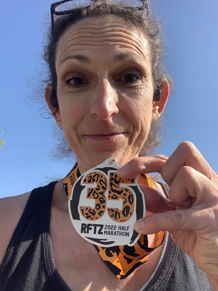 gina – ManiacsFanaticsMadness